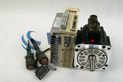China Yaskawa SGDM-05ADA Industrial Servo Drive 50 / 60HZ 200 - 230VAC INPUT 4AMP for sale