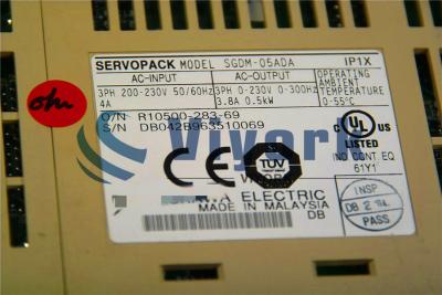 China Yaskawa SGDM-05ADAY61 Industrial Servo Drive 50 / 60HZ 200 - 230VAC INPUT 4AMP for sale