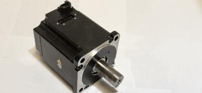 China Yaskawa SGM-08A316 AC SERVO MOTOR 750W 200V 4.4A 3000RPM NEW for sale