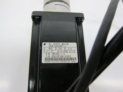 China Yaskawa SGM-04A3NT12 AC SERVO MOTOR 200V 2.6A 3000RPM 400W NEW for sale