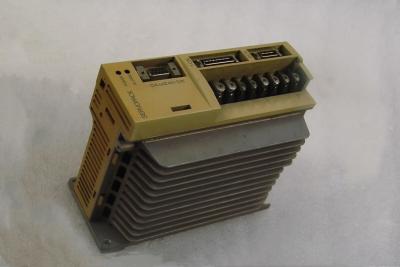 China Yaskawa SGD-04APY61 AC SERVO AMPLIFIER 200-230V 6/2.6A 50/60HZ NEW for sale