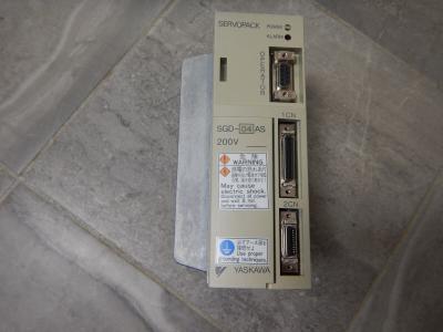 China Yaskawa SGD-04AS AC SERVO AMPLIFIER 200-230V 6/2.6A 50/60HZ NEW for sale