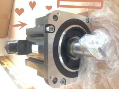 China Yaskawa SGMGV-44ADC61 AC SERVO MOTOR 200V 32.8A 4.4KW 1 YEAR NEW for sale