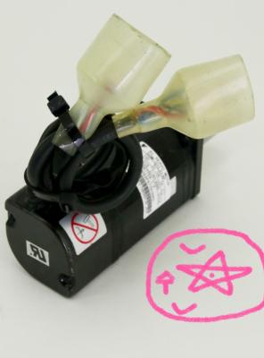 China Yaskawa SGM-01L314 AC SERVO MOTOR 100W 100V 2.2A 3000RPM NEW for sale