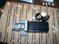 China Yaskawa SGM-04AWNS12 AC SERVO MOTOR 400W 200V 2.6A 3000RPM NEW for sale