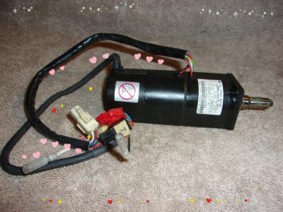 China Yaskawa SGMAH-A8A1A-YR31 AC SERVO MOTOR 50W 200V 3000RPM 0.64A NEW for sale