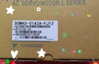 China Yaskawa SGMAS-01A2A-FJ12 AC SERVO MOTOR 100W 200V 3000RPM 0.91A NEW for sale
