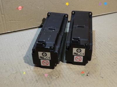 China Yaskawa SGMAS-04A2A41 AC SERVO MOTOR 400W 200V 3000RPM 2.6A NEW for sale
