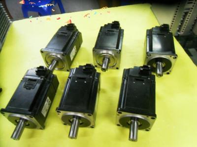 China Yaskawa SGMAS-04ACA41-E AC SERVO MOTOR 400W 200V 3000RPM 2.6A NEW for sale