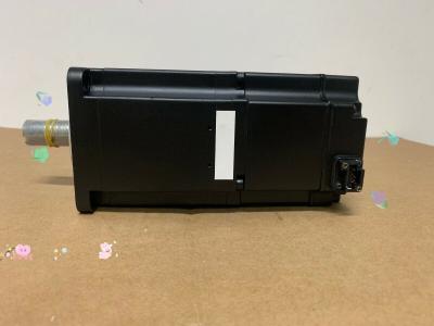 China Yaskawa SGMAS-08A2A4C-Y2 AC SERVO MOTOR 750W 200V 3000RPM 5.4A NEW for sale