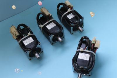 China Yaskawa SGME-02BF12 AC SERVO MOTOR 2.7A 200W 3000RPM 100V NEW for sale