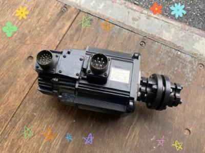 China Yaskawa SGMG-09A2AAB AC SERVO MOTOR 7.1A 850W 1500RPM 200V NEW for sale