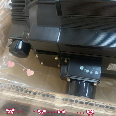 China Yaskawa SGMG-44A2ABC AC Servo Motor 32.8A 4.4KW 1500RPM 200V NEW for sale