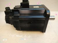 China Yaskawa SGMG-44V2AB AC Servo Motor 32.8A 4.4KW 1500RPM 200V NEW for sale