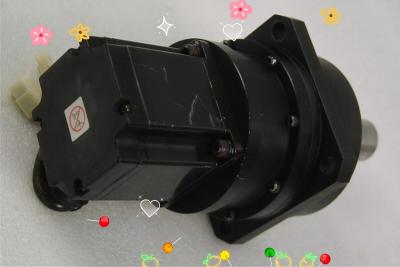 China Yaskawa SGMP-04A3G32 AC SERVO MOTOR 2.6A 400W 3000RPM 200V NEW for sale