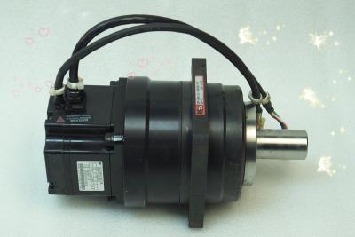 China Yaskawa SGMP-04A3G40 AC SERVO MOTOR 2.6A 400W 3000RPM 200V NEW for sale