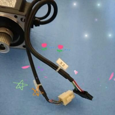 China Yaskawa SGMP-04A3TE11 AC SERVO MOTOR 2.6A 400W 3000RPM 200V NEW for sale