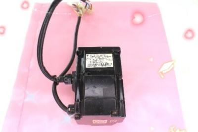 China Yaskawa SGMPH-01A2A-YR12 AC SERVO MOTOR 100W 3000RPM 200V 0.89A NEW for sale