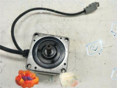 China Yaskawa SGMPH-01AAAJ361 AC SERVO MOTOR 100W 3000RPM 200V 0.89A NEW for sale