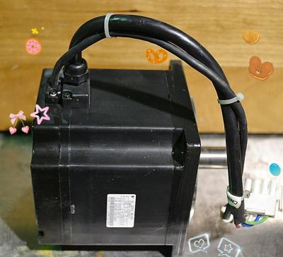 China Yaskawa SGMPH-15AAA21 AC SERVO MOTOR 1.5KW 3000RPM 200V 7.5A NEW for sale