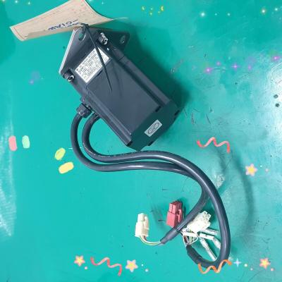 China Yaskawa SGMP-O1AWYR22 AC SERVO MOTOR 100W 3000RPM 200V 0.89A NEW for sale