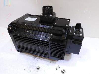 China Yaskawa SGMRS-13A2A-YR11 AC SERVO MOTOR 1.3KW 1500RPM 200V 14A NEW for sale