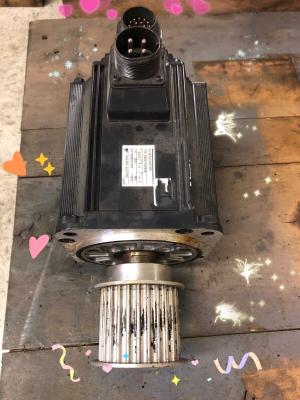 China Yaskawa SGMS-30A6AB AC SERVO MOTOR 3KW 3000RPM 200V 18.8A NEW for sale