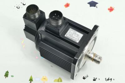 China Yaskawa USAREM-05AE2K AC SERVO MOTOR 500W 3000RPM 200V 5.3A NEW for sale