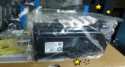 China Yaskawa SGMJV-04AAA2C AC SERVO MOTOR 400W 3000RPM 200V 2.7A NEW for sale