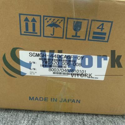 China YASKAWA SGMGH-44DCA6F-OY AC Servo Motor 4.4 KW 1500 RPM 28.4 NM NEW for sale