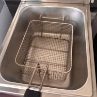 China 10L Capacity Temperature Controlled Personal Use Deep Fryer for Funnel Cakes for sale