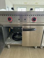 China Commercial Kitchen Equipment Electric Fryer with Dual Tanks and Easy Clean 304 Stainless Steel Surface for Food Preparation for sale