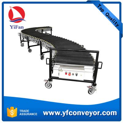 China Flexible Rubber Coated Powered Roller Conveyor for transport bags for sale