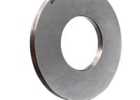 China M2X63 Swing Motor Part Shoe Plate for SK120-3 Kobelco Construction Excavator for sale