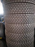 China Radial Ply Tyre 295/80R22.5 TBR Tubeless Commercial Vehicle Tyres for sale