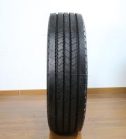 China Ply Rating 18PR TBR Tubeless Truck And Bus Tyres BR Tire 275/70R22.5 for sale