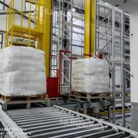 China Accuracy 1mm Pallet Stacker Auto Electric Warehouse Automated Stacker Crane for sale