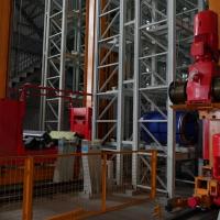China Electric Stacker Crane System Longevity Warehouse Stacker Crane Pallet Lift Stacker for sale