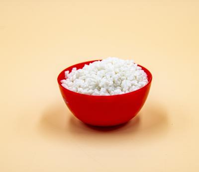 China Bottle Grade RPET Chips With IV0.85 For Beverage Food Containers for sale