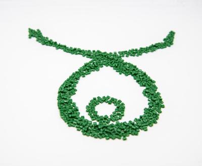 China RPET Chips 100% Recycled IV0.83 For Bottle Making for sale