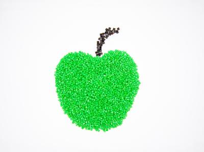 China IV0.80 Recycled PET Chips GRS Certified Blow Molding Pellet for sale