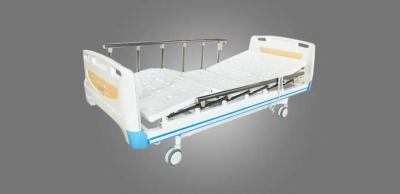 China Multi-Function Electric Nursing Bed 2200×960mm with 260kg Capacity for ICU and Healthcare for sale
