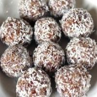 China P110 Energy Balls Making Machine 60 pcs/min 220V for Protein Dates Tamarind Balls for sale