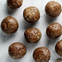 China 2.25kw Automatic Protein Date Ball Extruder 60pcs/Min for sale