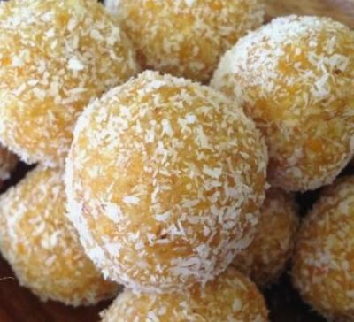 China P110 Small Protein Ball Rolling Machine 60 pcs/min 10-250g for sale