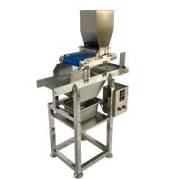 China Automatic Chocolate Bar Granule Spreading Machine 304 Stainless Steel 220V 1.0kW with Adjustable Speed and Precision Control for sale