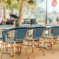China Hot Sale Cafe Hotel French Style Bistro Rattan Chairs Outside Patio Garden Chair Terrace Restaurant Dining Chair Modern for sale