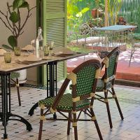 China Outdoor Cafe Milk Tea Shop Rattan Chair Aluminum Alloy PE Woven V Woven French Courtyard Balcony Tables and Chairs for sale