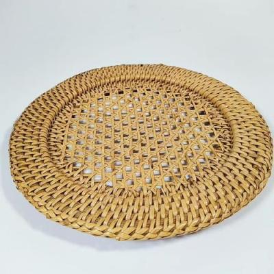 China Natural Rattan Round Classic Charger Plate with Pattern Handmade Woven Customizable for Wholesale From China for sale