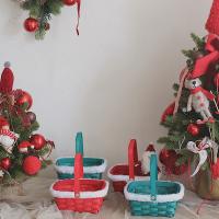 China Latest Style Hotel Home Christmas Atmosphere Decoration Storage Basket Small Portable Gift Storage Basket for sale